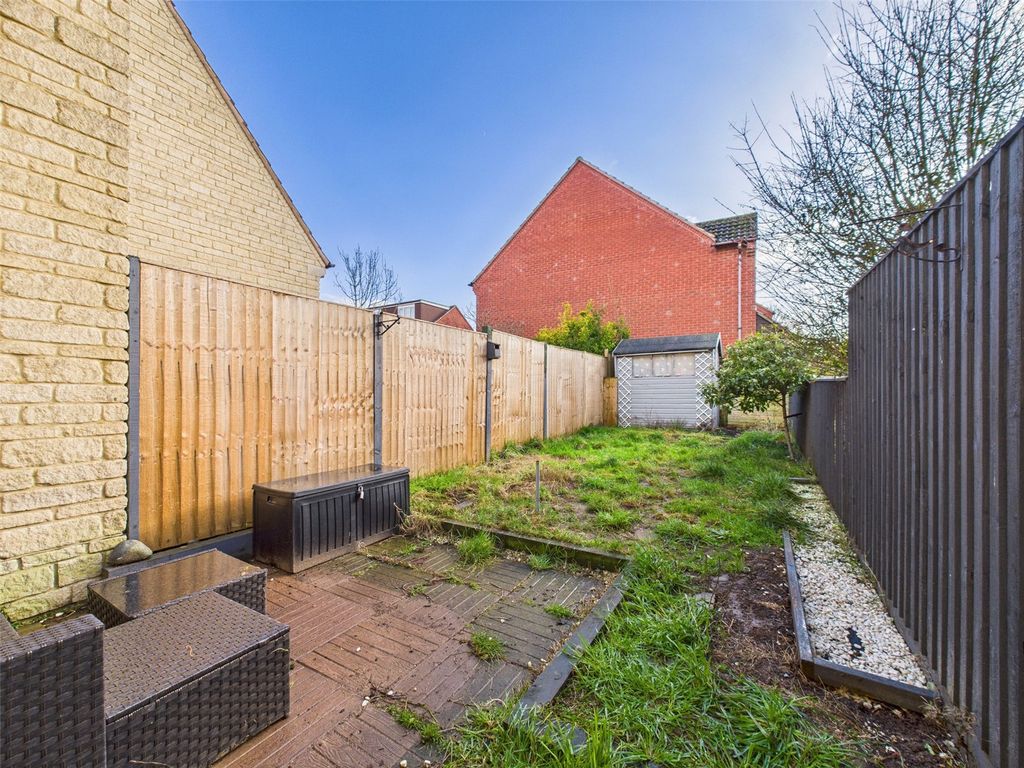 Shelduck Road, Quedgeley, Gloucester, Gloucestershire GL2, 2 bed ...