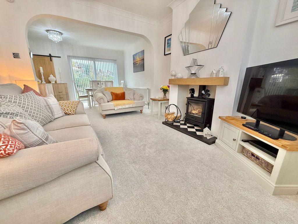 Robert Street, Lower Gornal DY3, 3 bed semi-detached house for sale, £284,950 | PrimeLocation