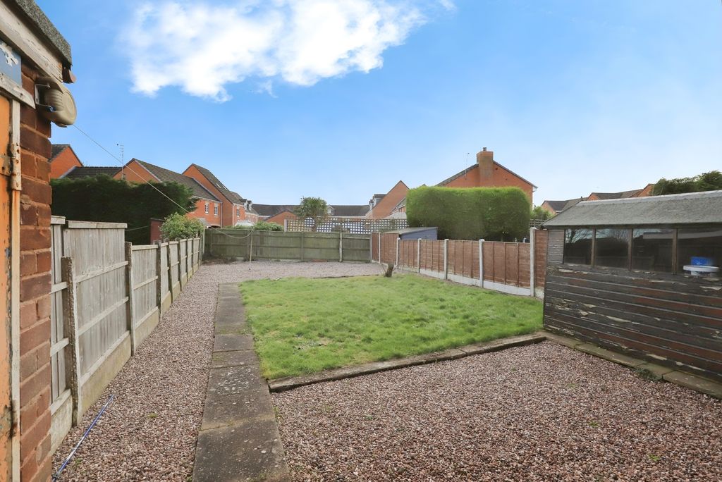 Silverton Way, Wolverhampton, West Midlands WV11, 3 bed semi-detached ...