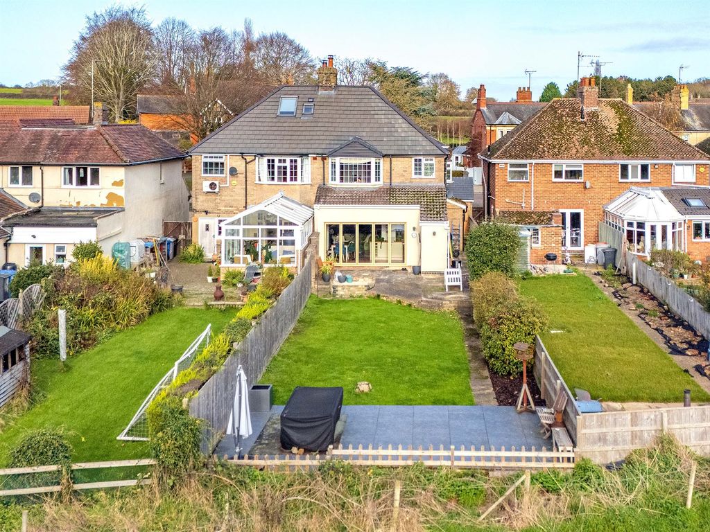 Newton Road, Geddington, Kettering NN14, 4 bed semi-detached house for ...