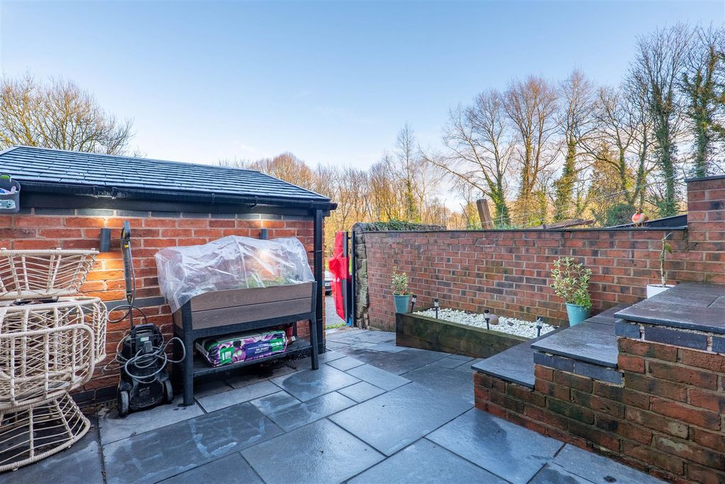 Laurel Bank Terrace, Feniscowles, Blackburn BB2, 3 bed terraced house ...