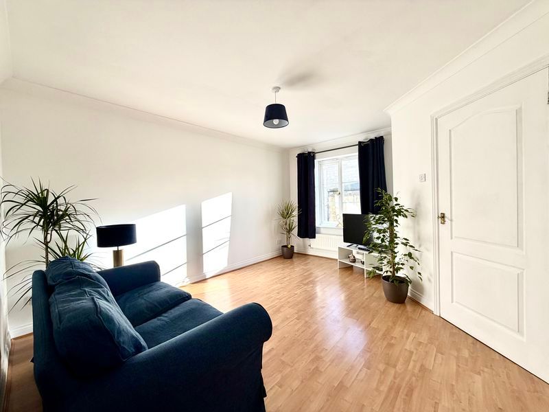 Springfield Drive, Calne SN11, 3 bed semi-detached house for sale, £ ...