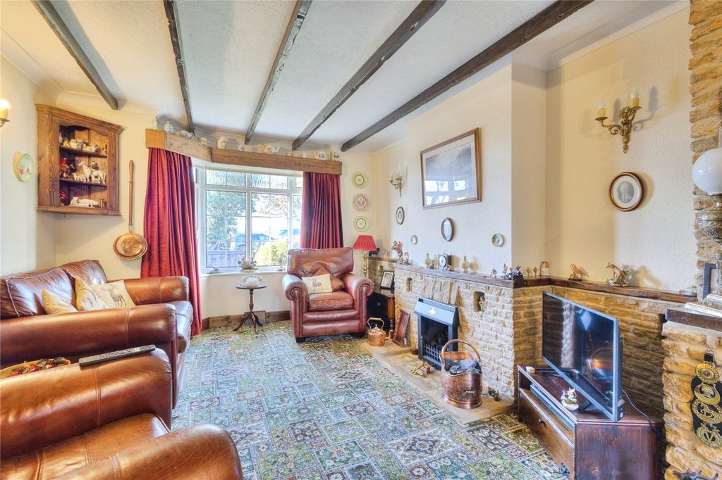 Sandy Lane, Kislingbury, Northampton, Northamptonshire NN7, 3 bed semi ...