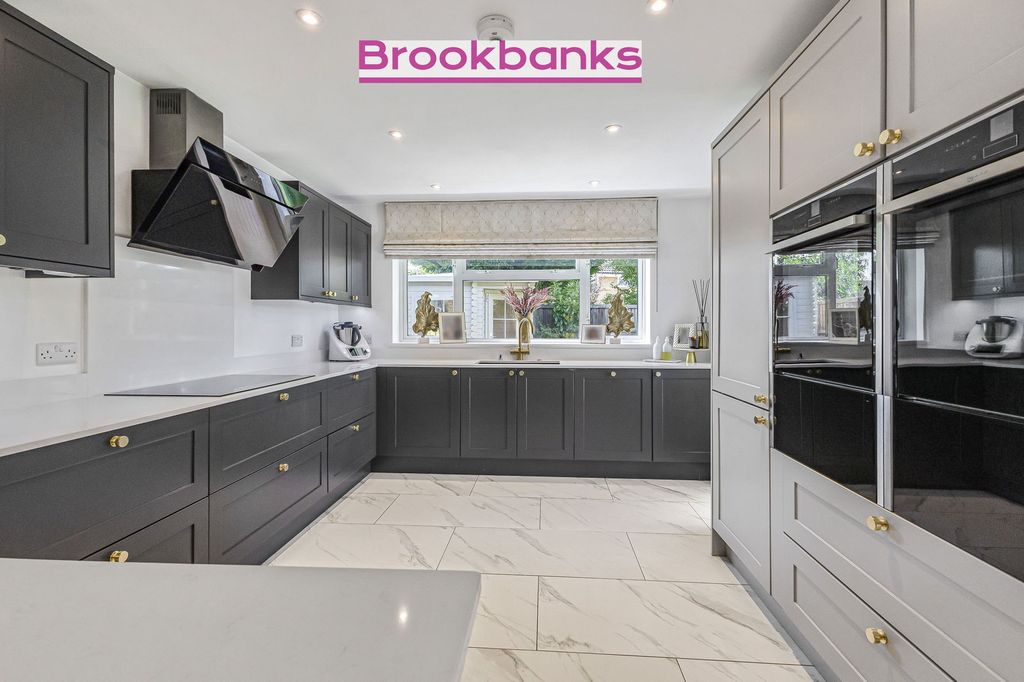 Herongate Road, Hextable BR8, 4 bed detached house for sale, £825,000 ...