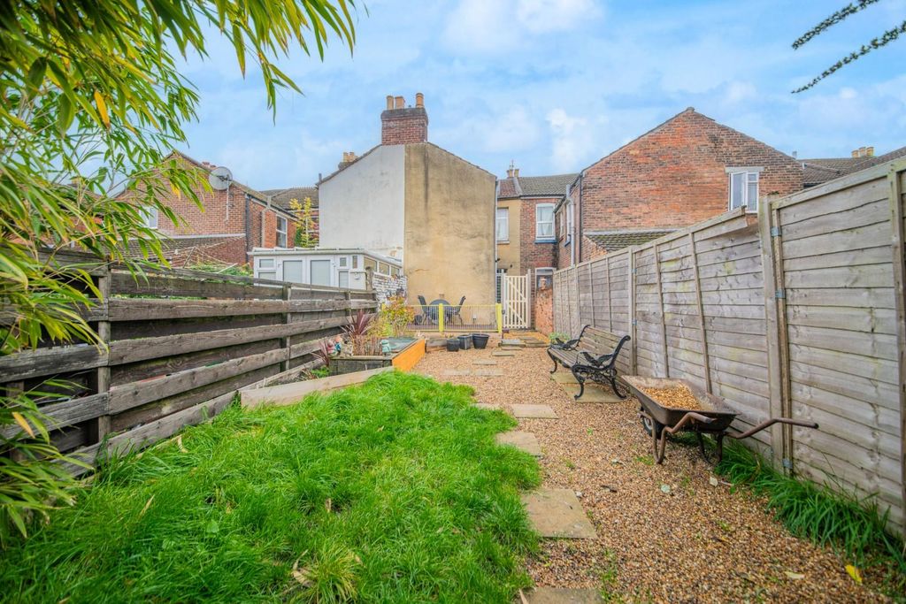 Southampton Road, Eastleigh SO50, 3 bed terraced house for sale, £ ...
