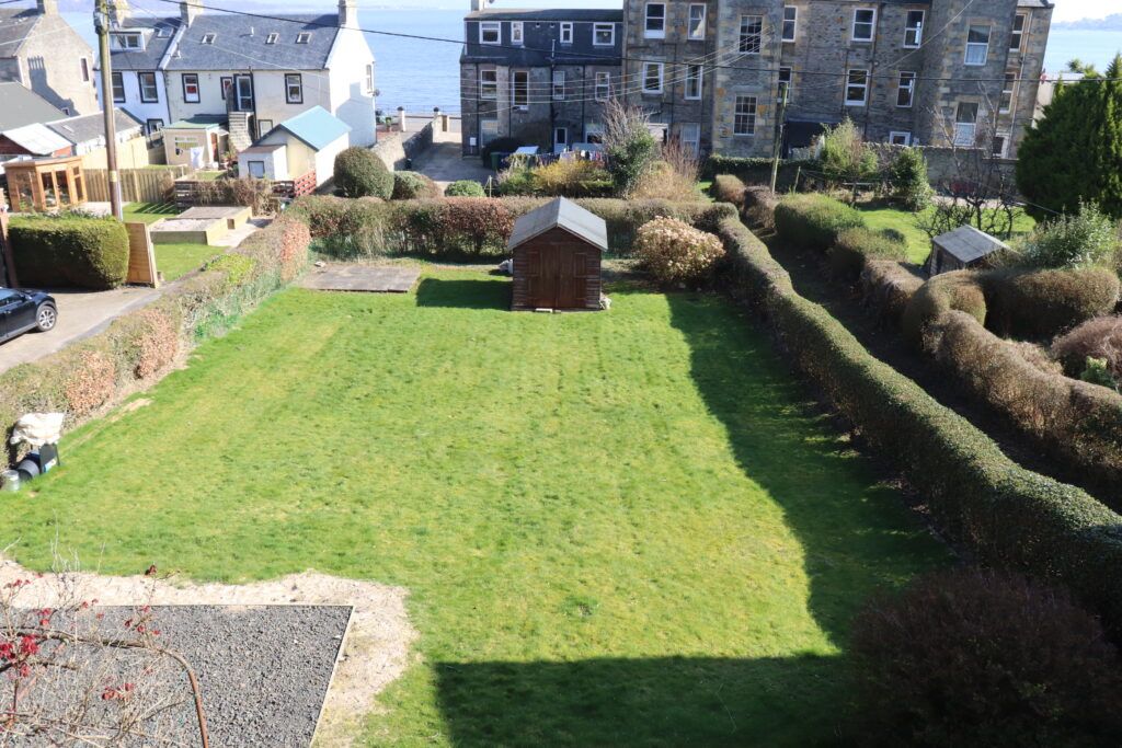 Cherrybank Cottage, 43 Ardbeg Rd, Rothesay PA20, 4 bed cottage for sale ...