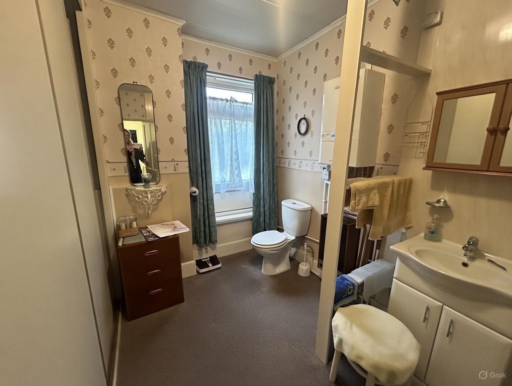 St. Michaels Road, Paignton TQ4, 2 bed terraced house for sale, £ ...