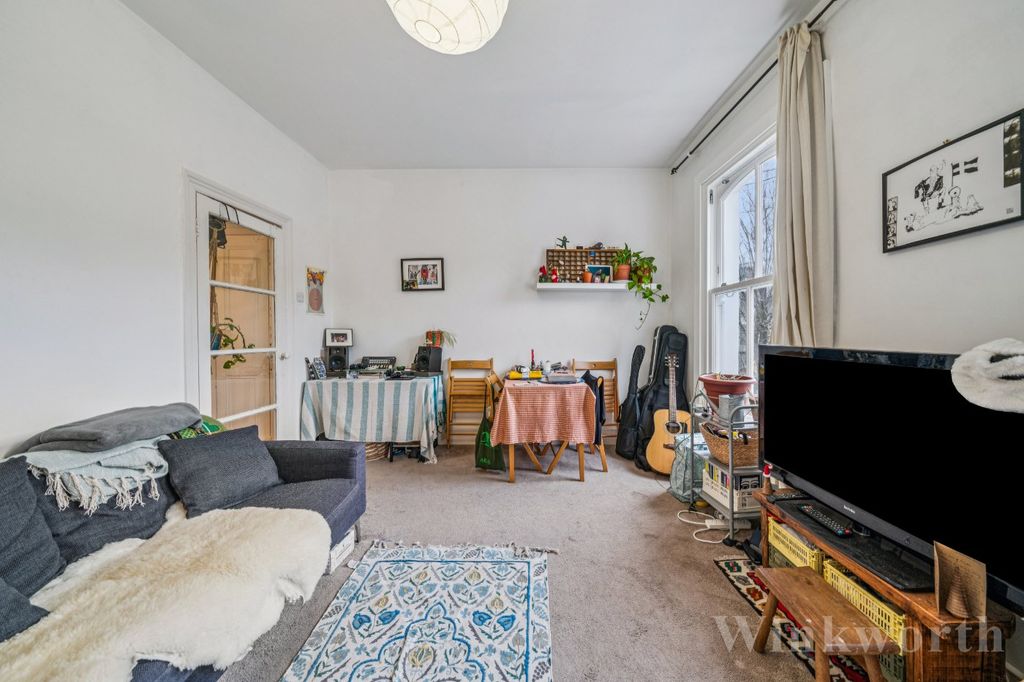 Barlborough Street, London SE14, 1 bed flat for sale, £335,000 ...