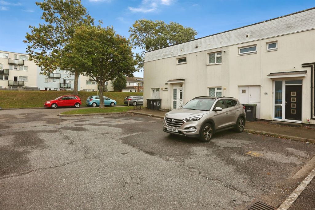 Rodney Close, Gosport PO13, 3 bed terraced house for sale, £220,000 ...