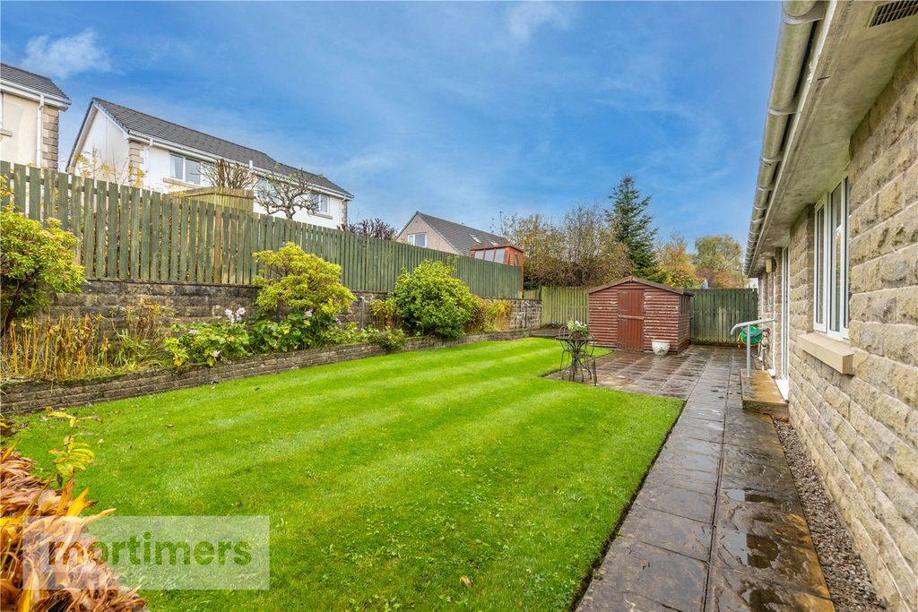 Dorset Drive, Clitheroe, Lancashire BB7, 2 bed detached bungalow for ...
