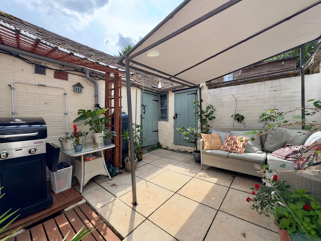 St. Nicholas Place, East Challow OX12, 2 bed terraced house for sale, £ ...