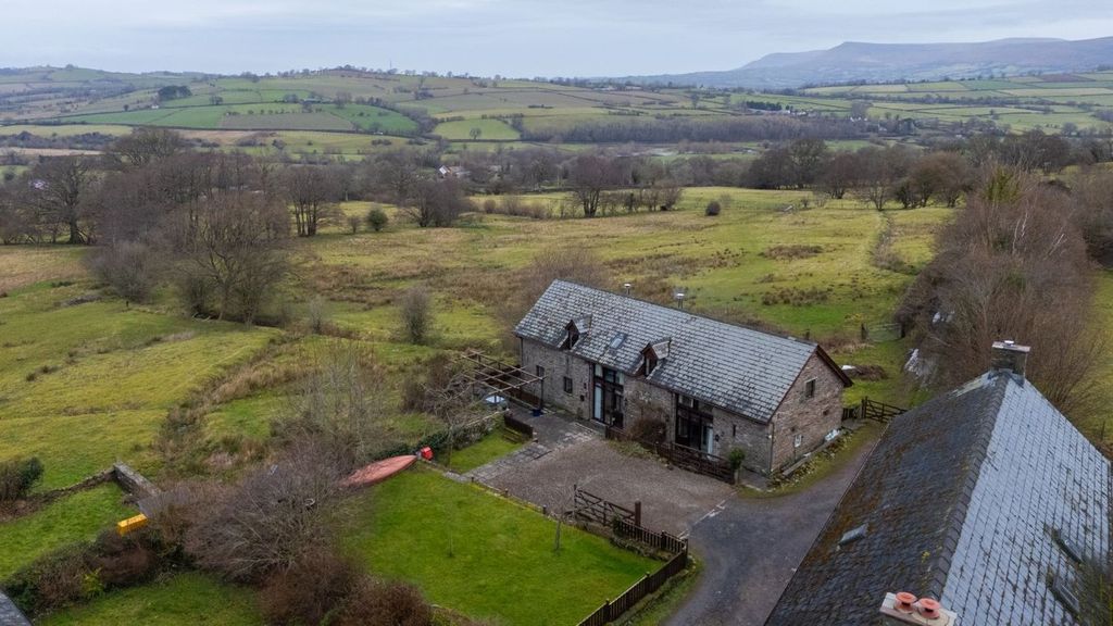 Cornwall Farm, Pencelli, Brecon LD3, 3 bed semi-detached house for sale ...