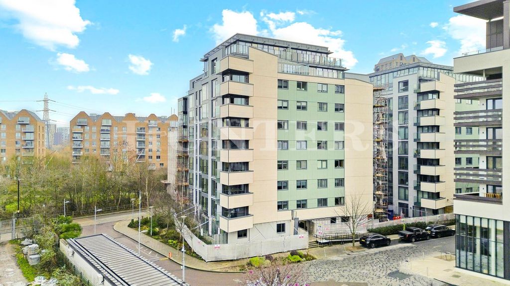 Lapwing Heights, Waterside Way N17, 2 bed flat for sale, £515,000 ...