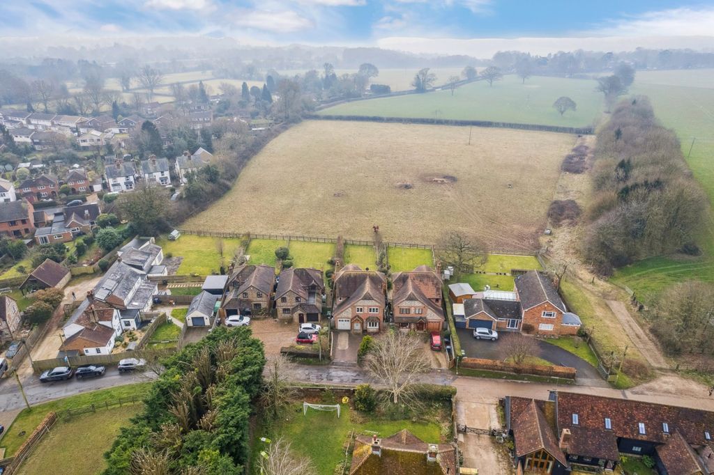 Hatches Lane, Great Kingshill, High Wycombe, Buckinghamshire HP15, 5 ...