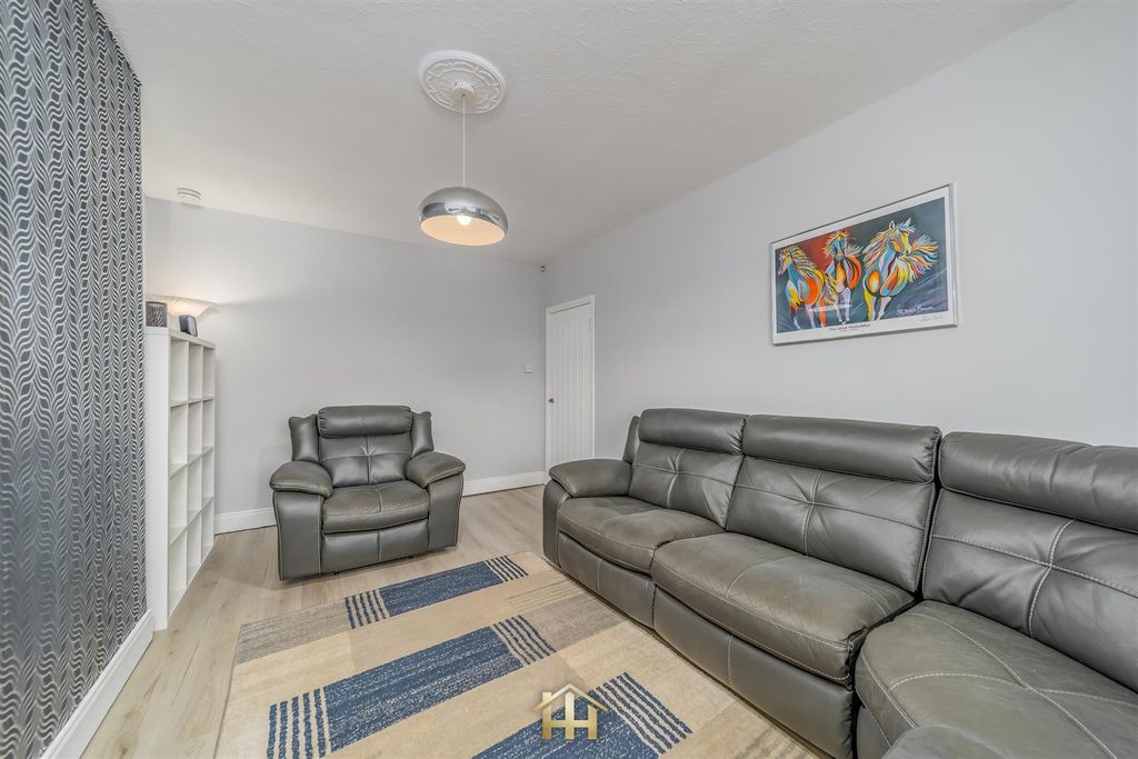 Balgowan Avenue, Dundee DD3, 3 bed terraced house for sale, £140,000 ...