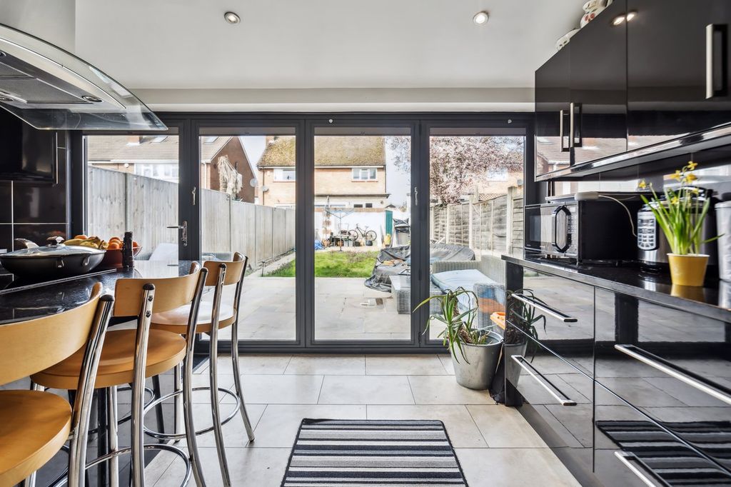 Westfield Road, Slough SL2, 4 bed terraced house for sale, £545,000 | PrimeLocation