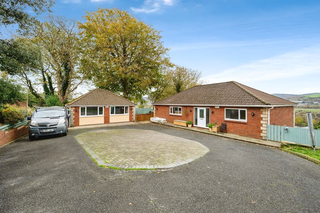 Hill Road, Neath Abbey, Neath SA10, 5 bed detached house for sale, £ ...