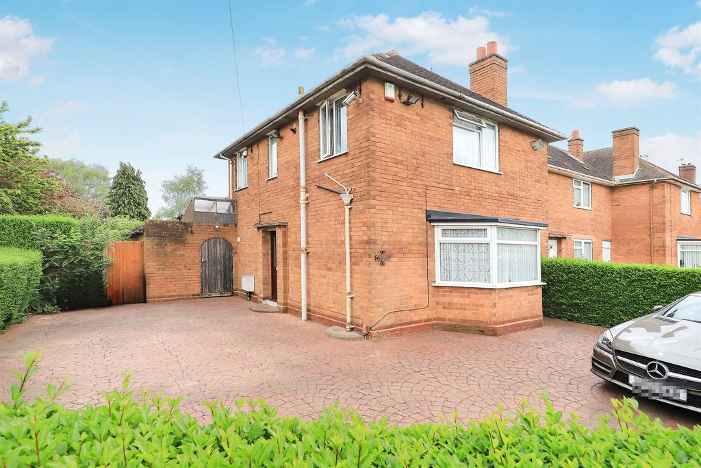 Colman Avenue, Wednesfield, Wolverhampton WV11, 2 bed semi-detached ...