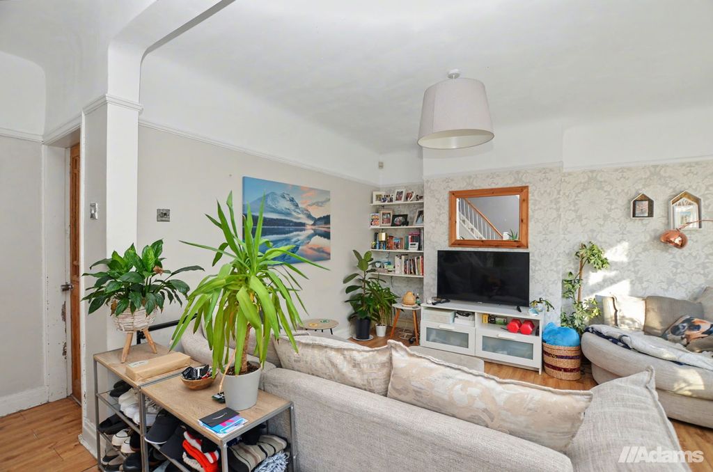 Russell Road, Runcorn WA7, 3 bed semi-detached house for sale, £160,000 ...