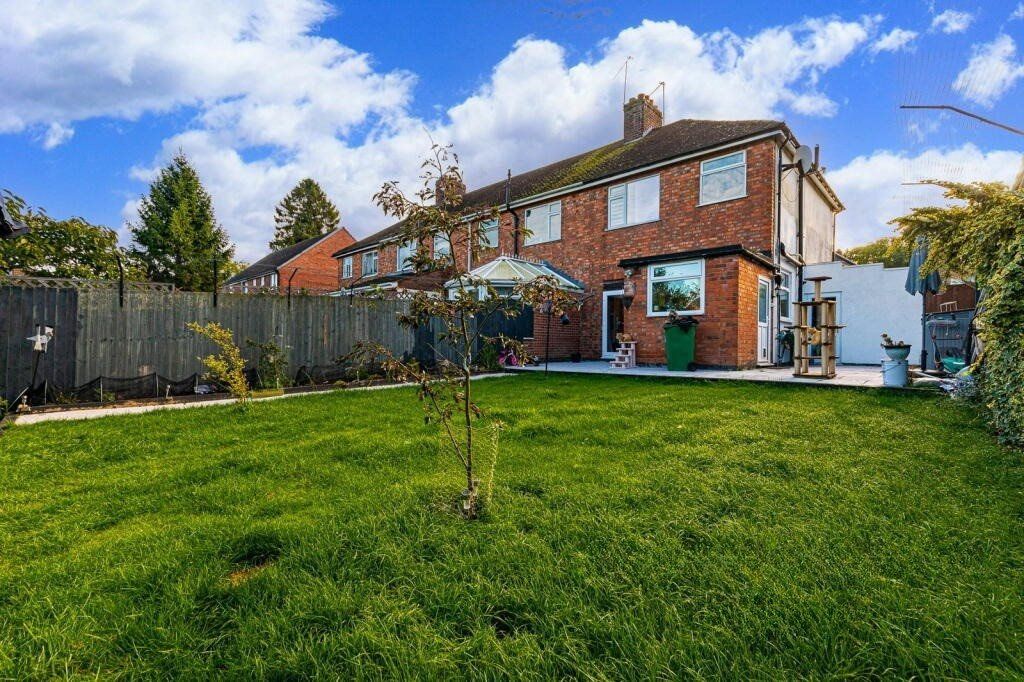 Westover Road, Leicester, Leicestershire LE3, 3 bed semi-detached house ...