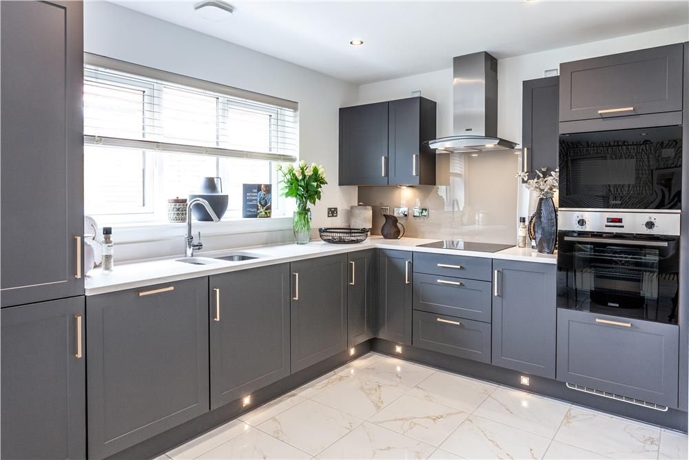 "Oakwood Chapel Gardens" at Cardross Road, Dumbarton G82, New home, 4 ...