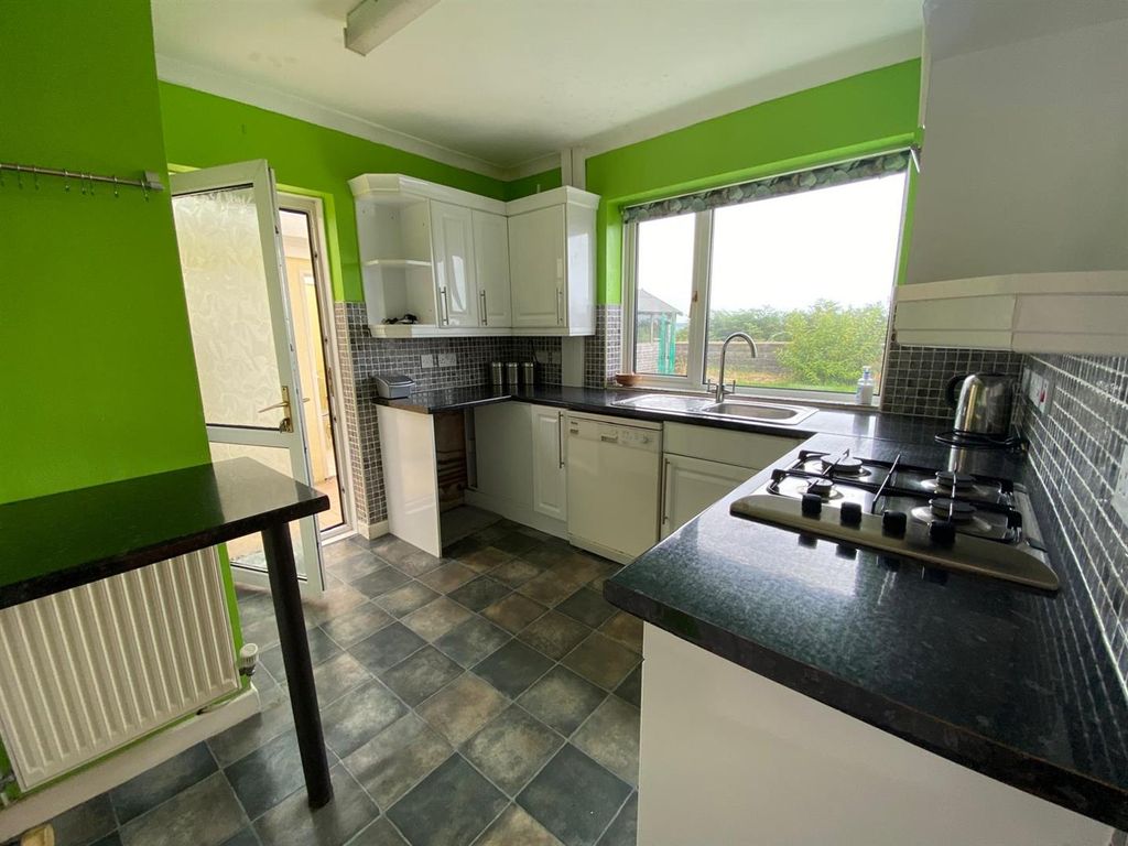 Trilwm, Trimsaran, Kidwelly SA17, 3 bed semi-detached house for sale, £ ...