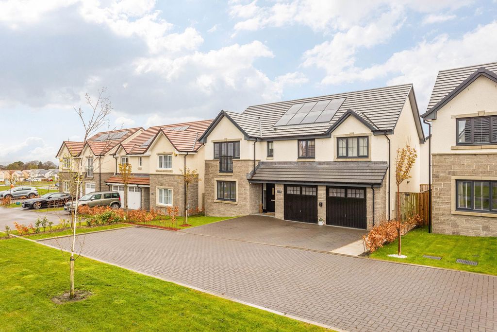 Threipmuir Walk, Murieston, Livingston EH54, 5 bed detached house for ...