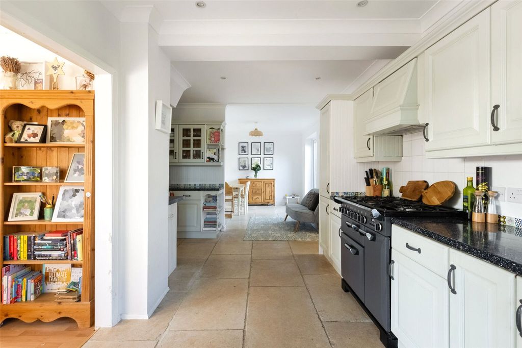 Fords Close, Bledlow Ridge, High Wycombe, Buckinghamshire HP14, 4 bed ...