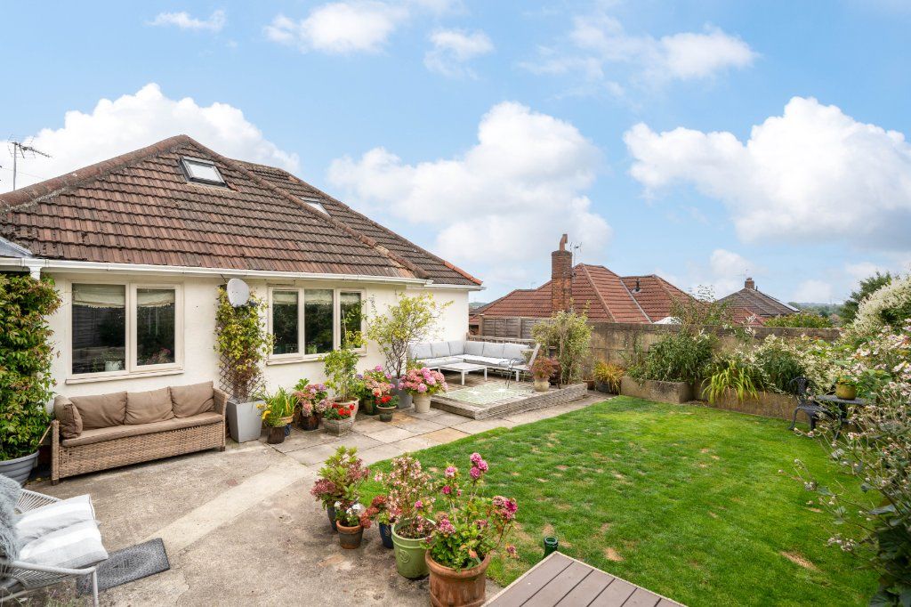 Princess Drive, Knaresborough, North Yorkshire HG5, 4 bed bungalow for ...