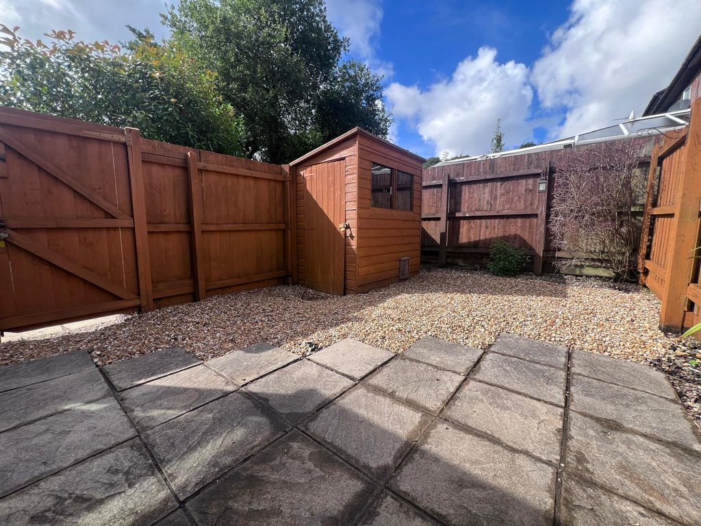 Clos Caradog, Llantwit Fardre, Pontypridd CF38, 2 bed end terrace house ...