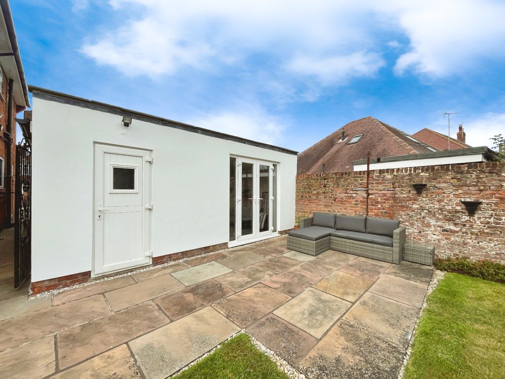 Mill Walk, Cottingham HU16, 4 bed semi-detached house for sale, £ ...