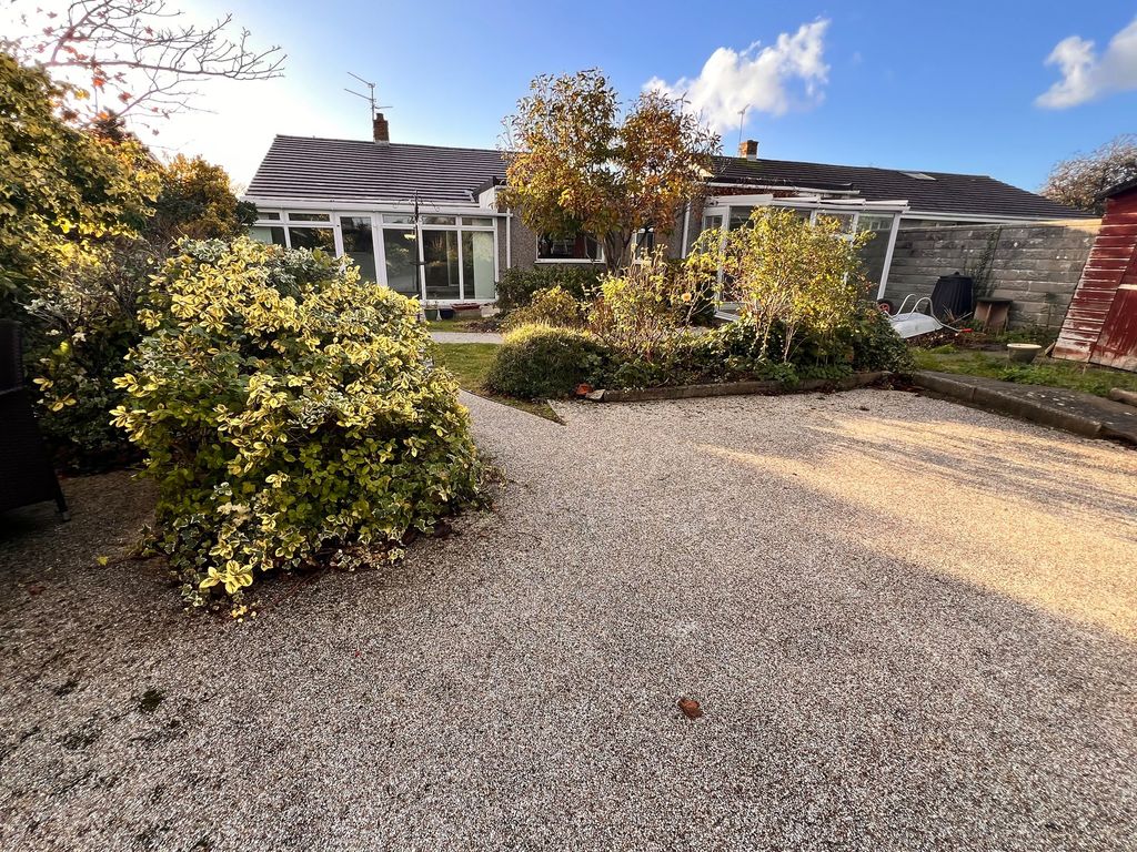 Matthew Road, Rhoose CF62, 3 bed detached bungalow for sale, £375,000 ...