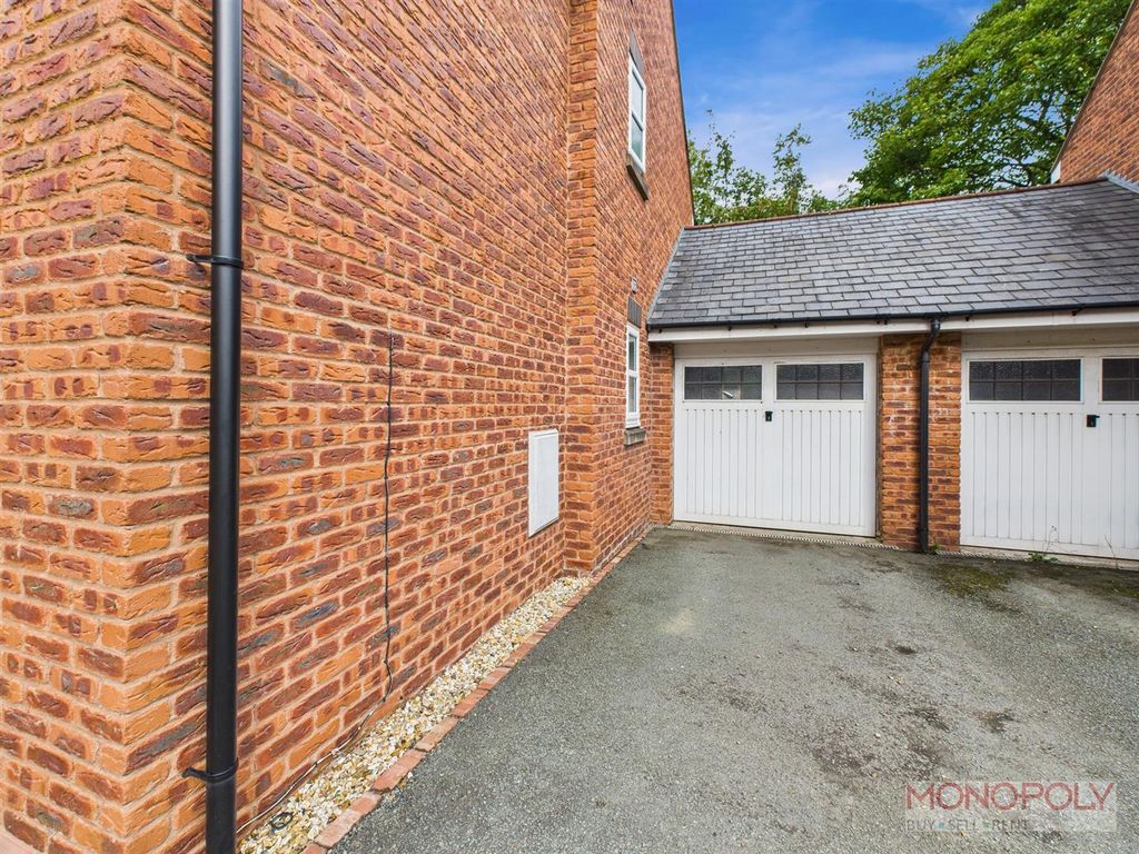 Millbrook, Ruabon, Wrexham LL14, 4 bed link detached house for sale, £ ...