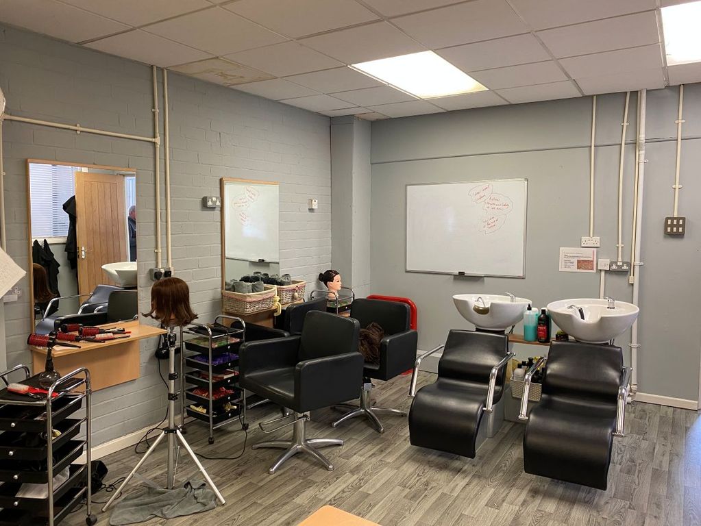 Catton Road, Arnold Nottingham NG5, Light industrial to let, £10,200 pa | PrimeLocation