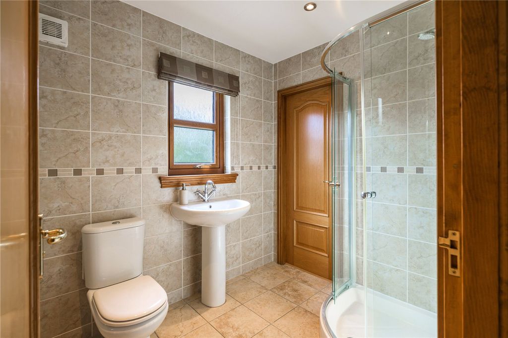 The Paddock, Charleton, Colinsburgh, Leven KY9, 6 bed detached house ...