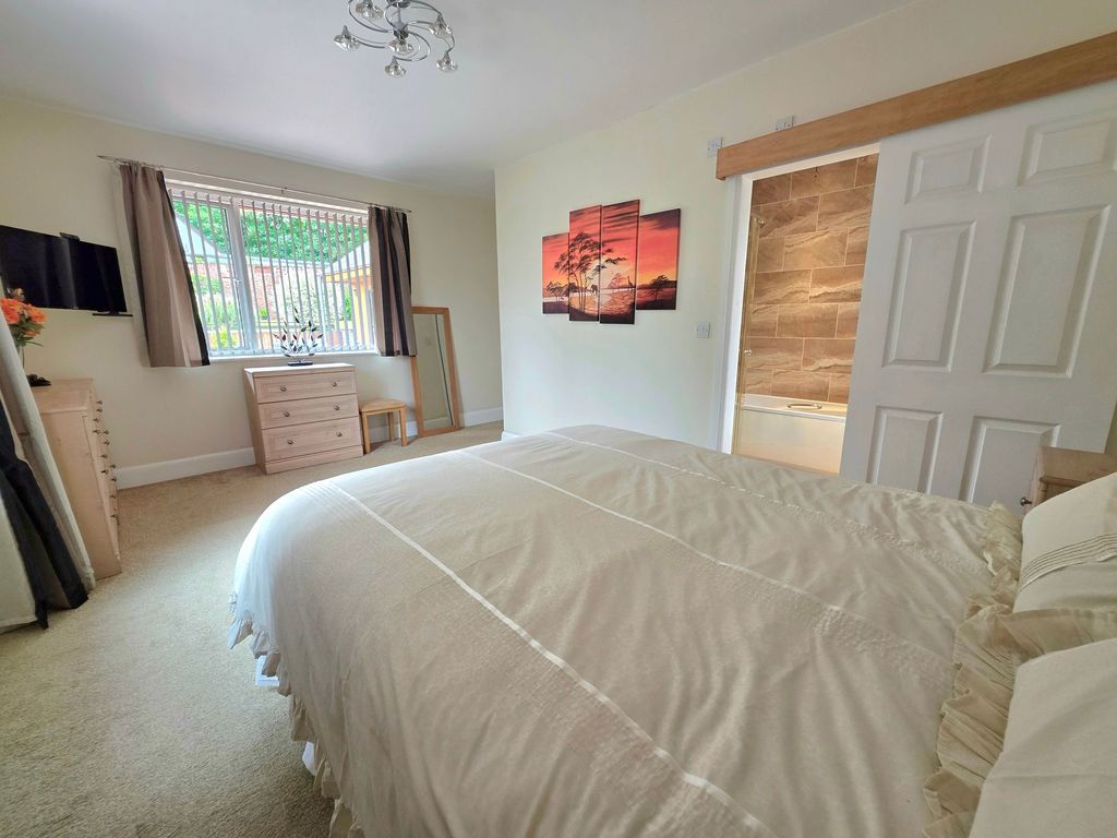 Edginswell, Torquay TQ2, 3 bed detached bungalow for sale, £750,000 ...