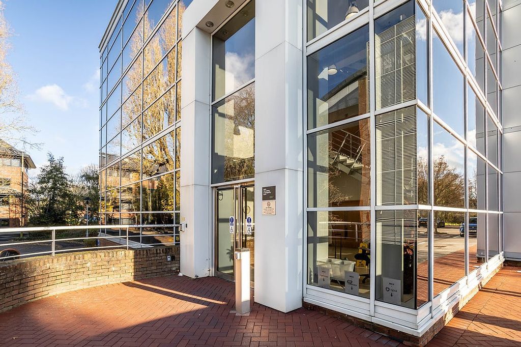 Centrium One, Griffiths Way, St Albans AL1, Office to let, £77,862 pa ...