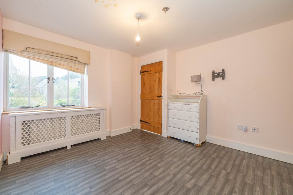 Ickham Court Farm, The Street, Ickham, Canterbury CT3, 2 bed terraced ...
