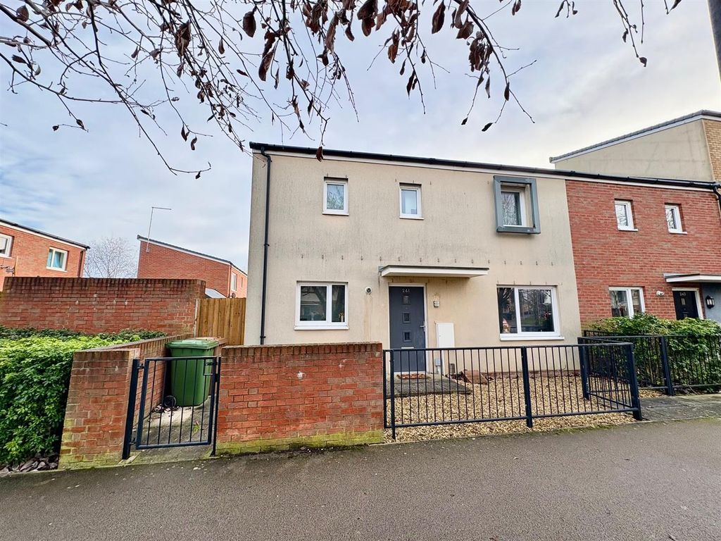 London Road, Peterborough PE7, 2 bed end terrace house for sale, £ ...