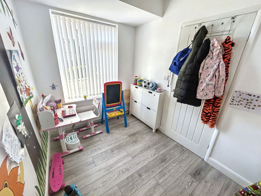 Stella Hall Drive, Blaydon-On-Tyne NE21, 4 bed semi-detached house for ...