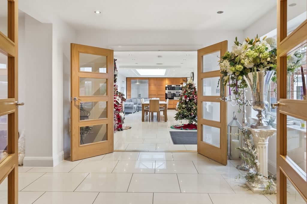Priory Road, Tiptree CO5, 10 bed detached house for sale, £2,250,000 ...