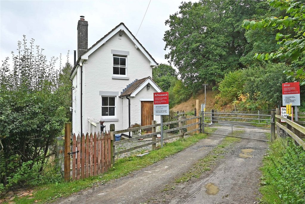 Crossing Cottage, Llanbister Road, Llandrindod Wells LD1, 3 bed ...