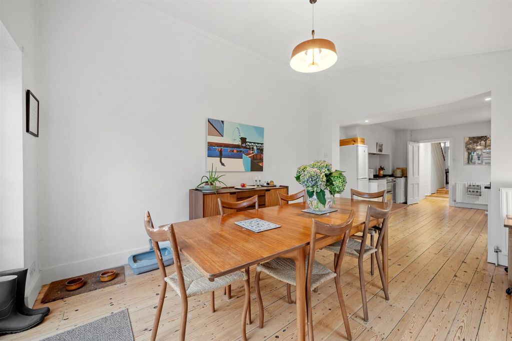 Meadow Road, Shortlands, Bromley BR2, 3 bed semi-detached house for ...