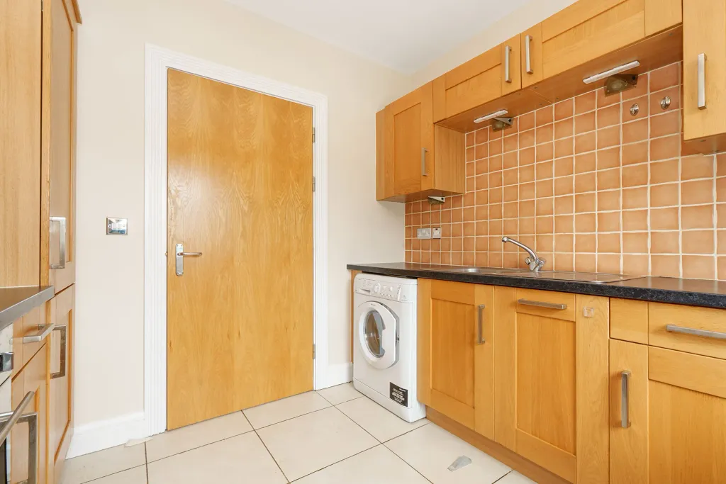 Apartment 3, Cooil Fastee, Douglas IM2, 2 bed flat for sale, £215,000 ...