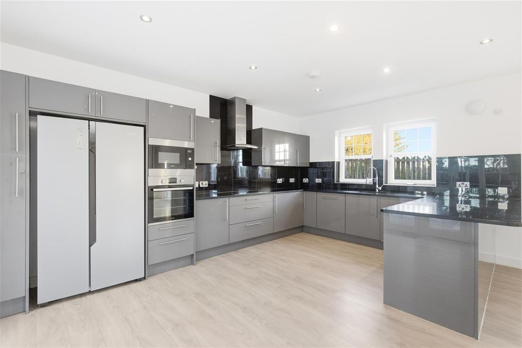 Reveston Steadings, Whitburn EH47, 4 bed detached house for sale, £ ...