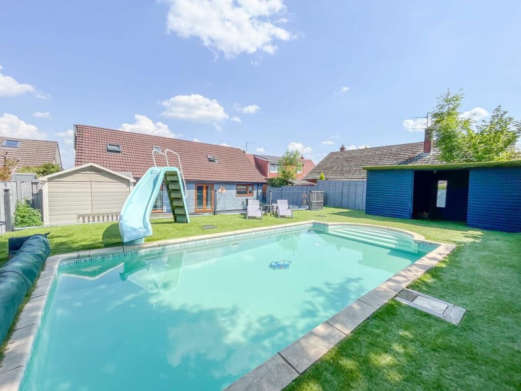 Fairfield, Penperlleni NP4, 5 bed detached house for sale, £630,000 ...