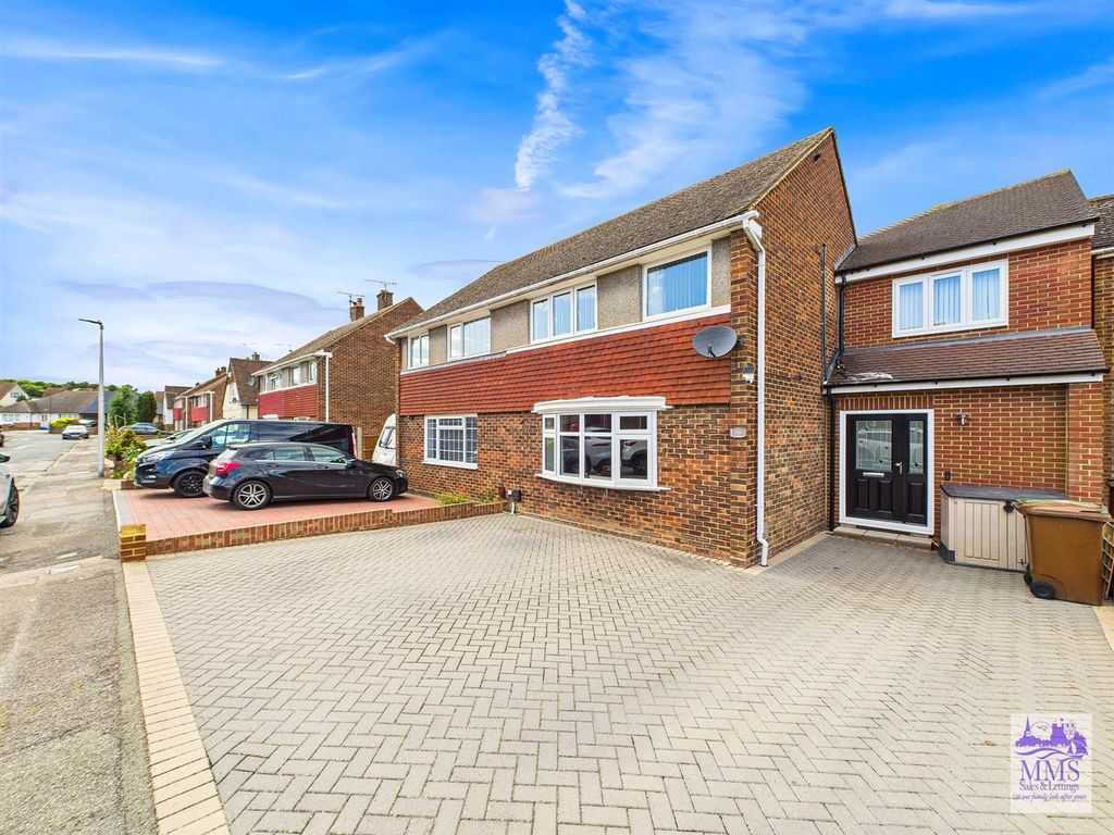 Hoo Common, Chattenden ME3, 4 bed semi-detached house for sale, £ ...