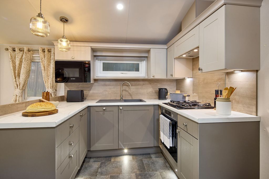 Blackmoor Lane, Bardsey Leeds LS17, 2 bed mobile/park home for sale, £ ...