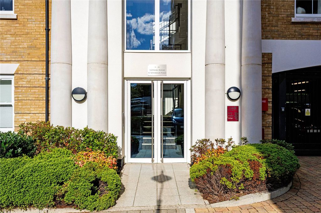Sovereign Place, Tunbridge Wells, Kent TN4, 3 bed flat for sale, £ ...
