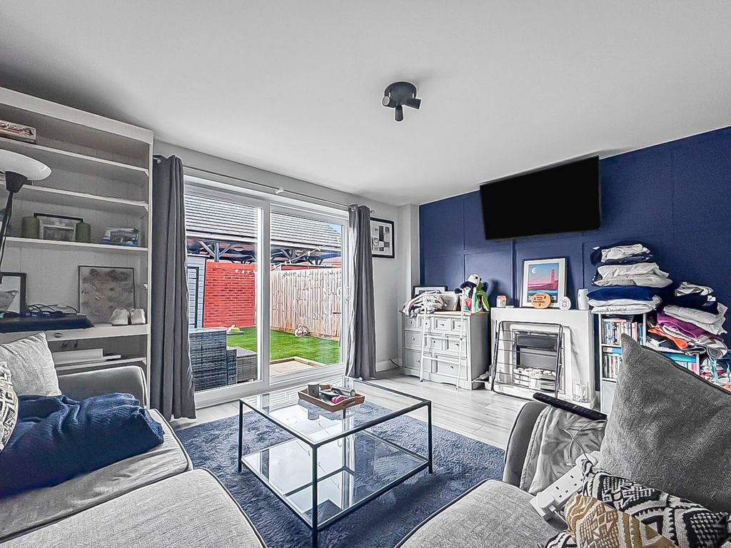 Great Oldbury Drive, Great Oldbury, Stonehouse GL10, 3 bed end terrace ...